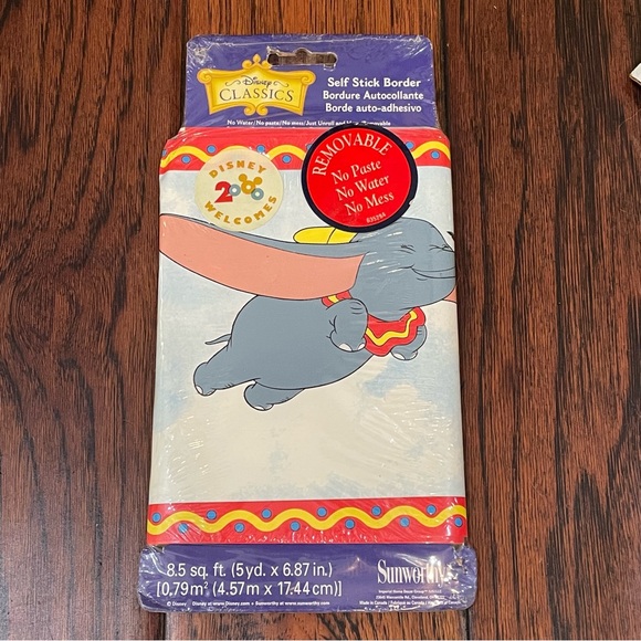 Disney | Wall Decor | Vintage Disney Dumbo The Flying Elephant Wall ...